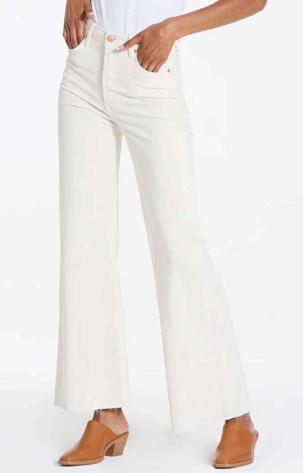 FIONA WHEAT – Monkee's of Morehead City